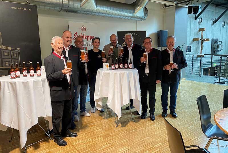 Bieriges vom Wörthersee: Klagenfurter Stadtbräu 1607 jetzt auch in der Kleinflasche für die ...